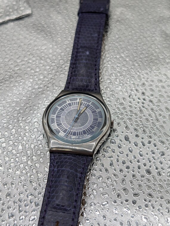 Swatch purple gray quartz watch with new battery. Has… - Gem