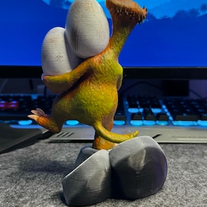 Hand-painted Sid and Eggs Resin Statue, Ice Age Collectible - Etsy