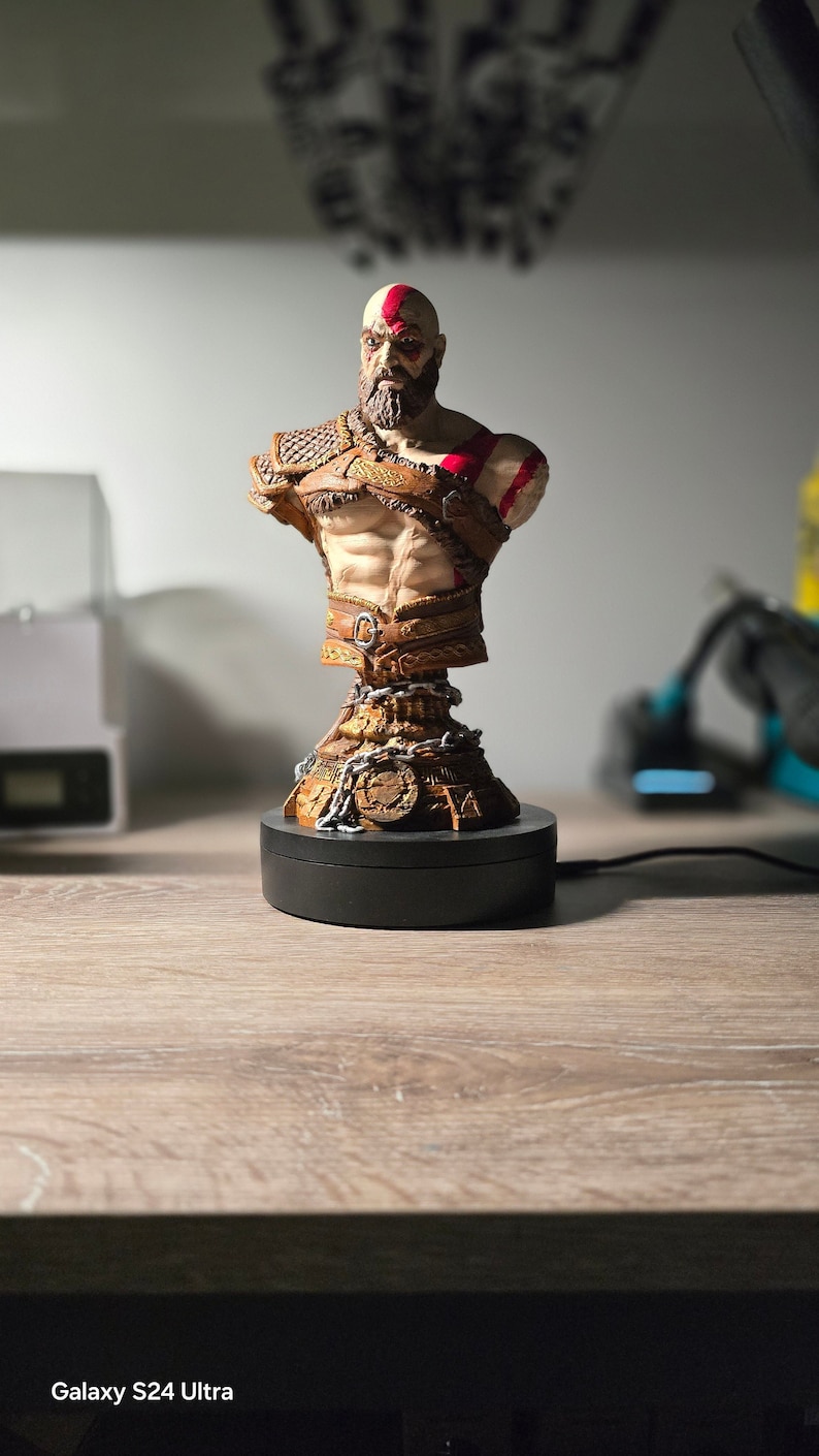 Hand-painted Kratos Bust | God of War Collector Statue With Removable ...