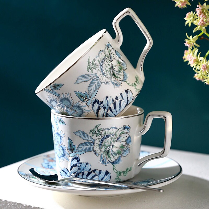 Blue and White Ceramic Coffee Set, Retro Ceramic Tea Set, 1 Pot and 4 ...