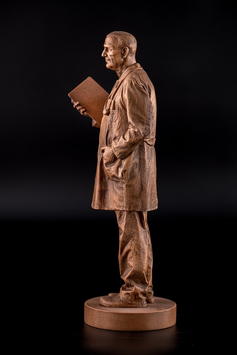 Wooden Statue Doctor, Good Doctor Sculpture for Shelf & Home Decoration ...