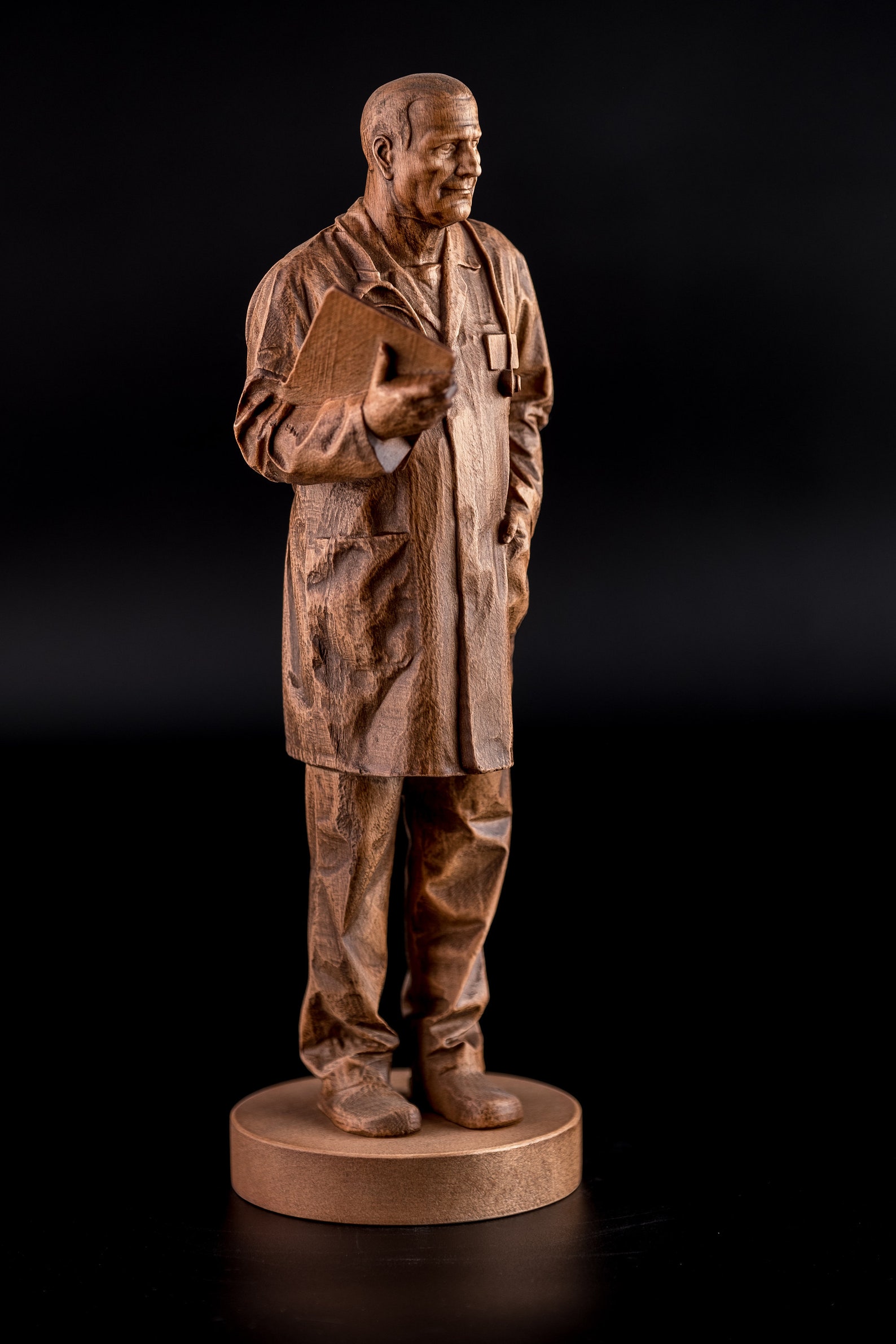 Wooden Statue Doctor, Good Doctor Sculpture for Shelf & Home Decoration ...