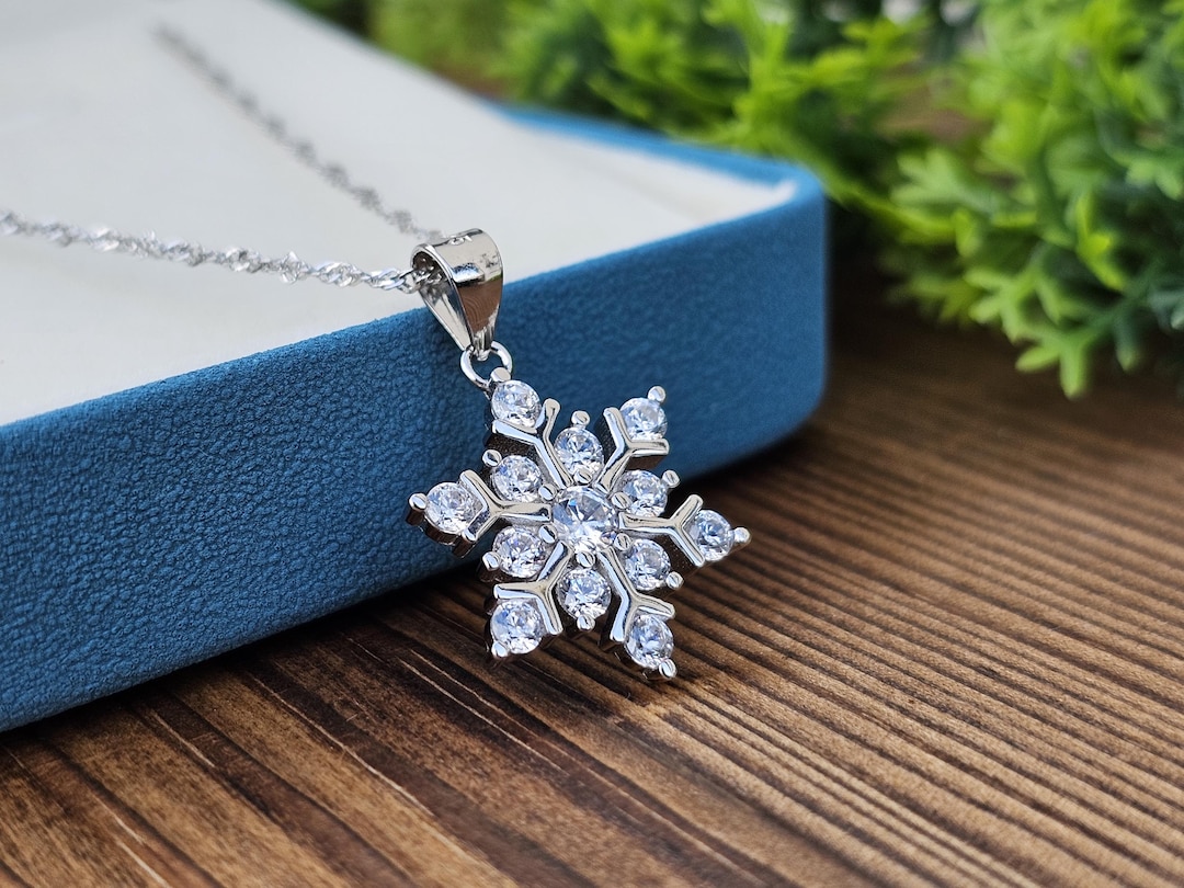 Snowflake Necklace, Snowflake Pendant Necklace, Sterling Silver ...