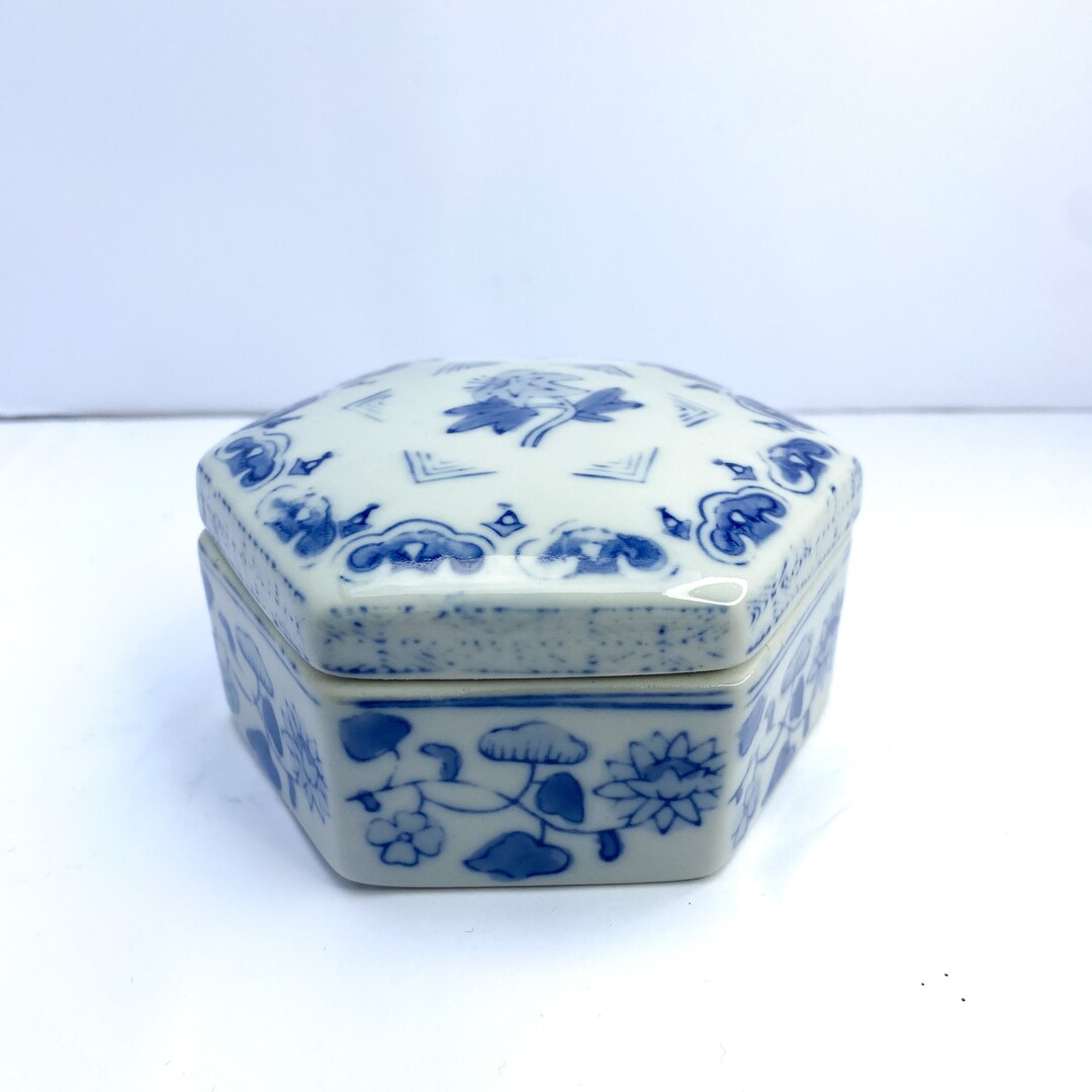 Vintage Porcelain Box - Etsy UK