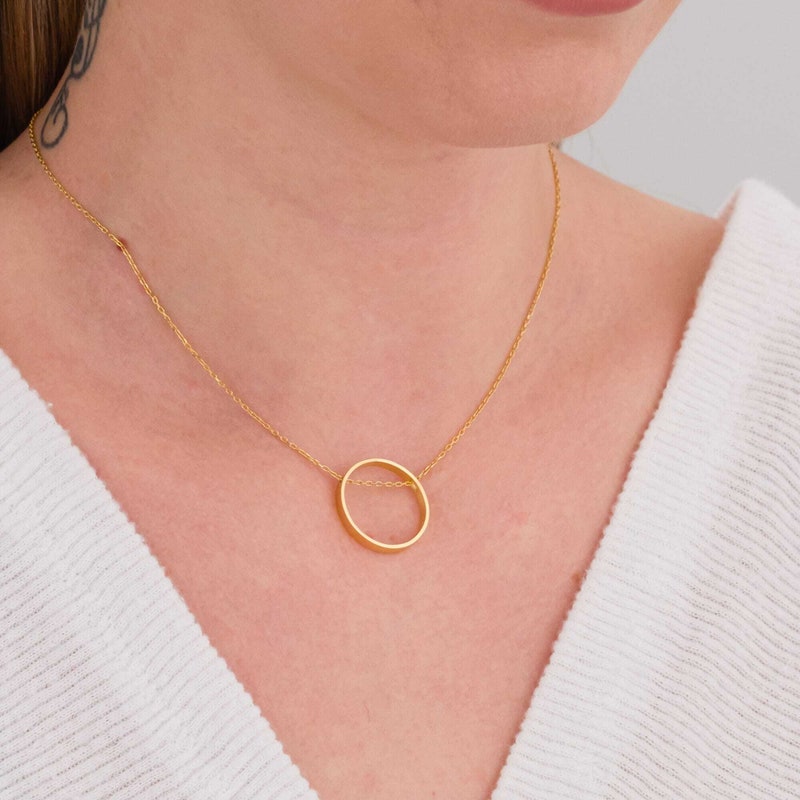 14k Gold Circle Necklace - Etsy