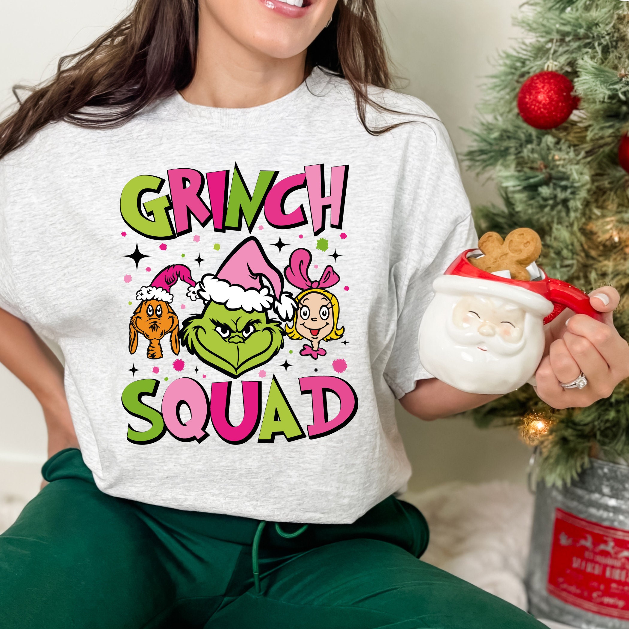 Paquete de Svg y PNG de Grinch rosa retro, paquete de Svg de Navidad ...