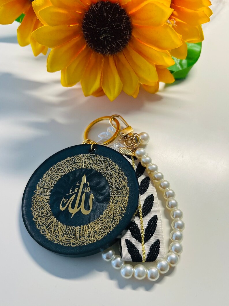 Handmade Resin Ayat Ul Kursi Keychain and 4qul Keychain With Tassel and ...