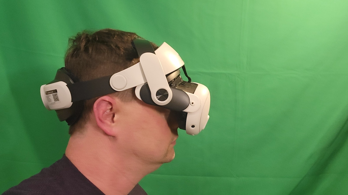 Fluid Mixed Reality Facial Interface | Quest 3 (compatible) | Open XR, AR, and MR Forehead Face ...