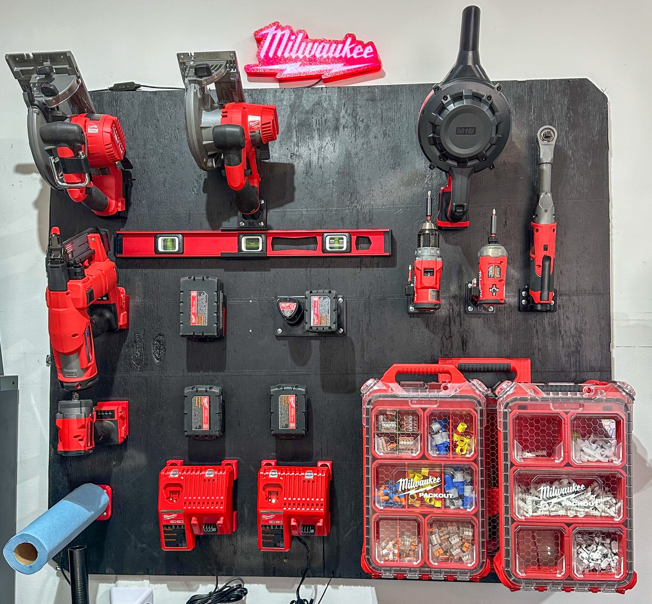 Heavy-duty Wall Mount for Milwaukee Packout System Organize Your Tools ...