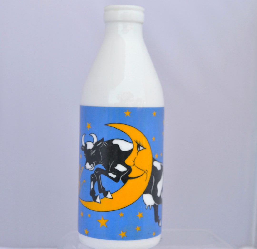 Vintage Carlton Glass Milk Jug Farm Cow White Glass Jug - Etsy
