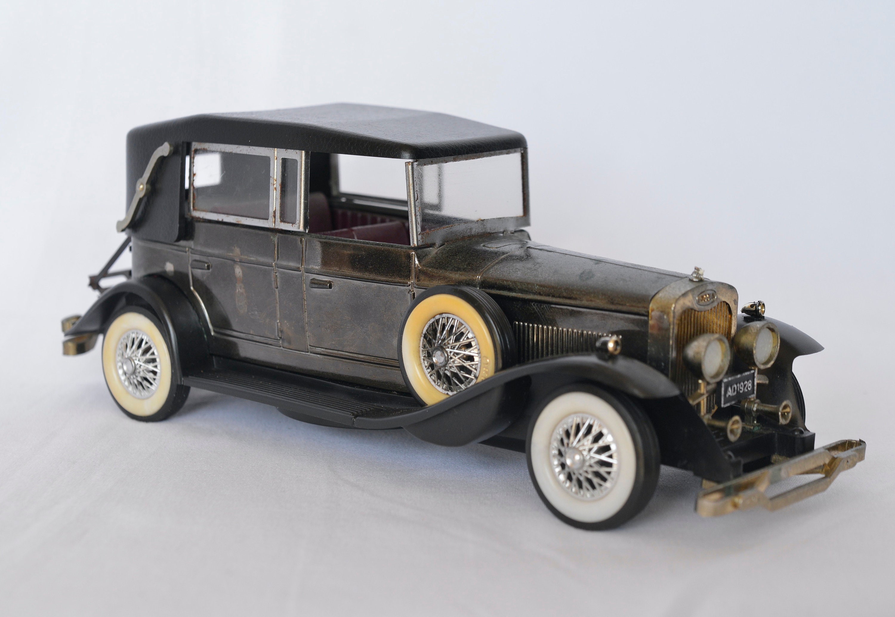Vintage Rolls Royce Transistors Radio, Lincoln 1928 Model L Convertible ...