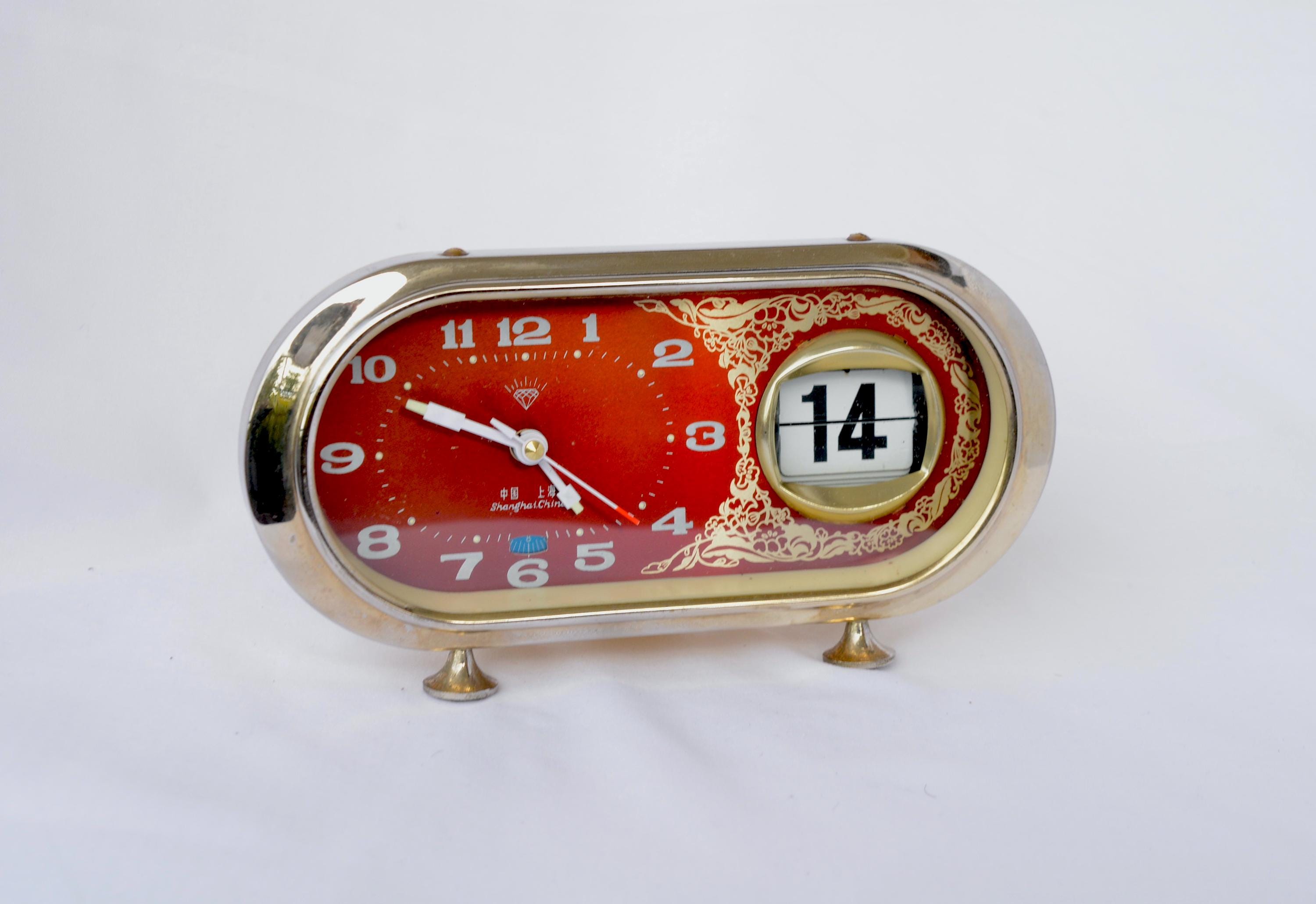 Vintage Diamond Alarm Clock Wind up Retro W/ Date '70s, Flip Date Clock ...