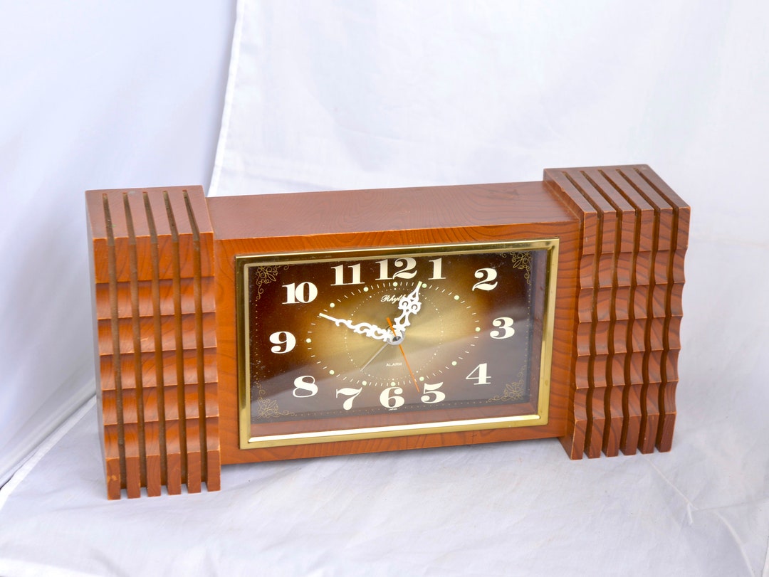Rhythm, Japan, Clock Table Mechanical Alarm,1960s, Retro Radio From ...