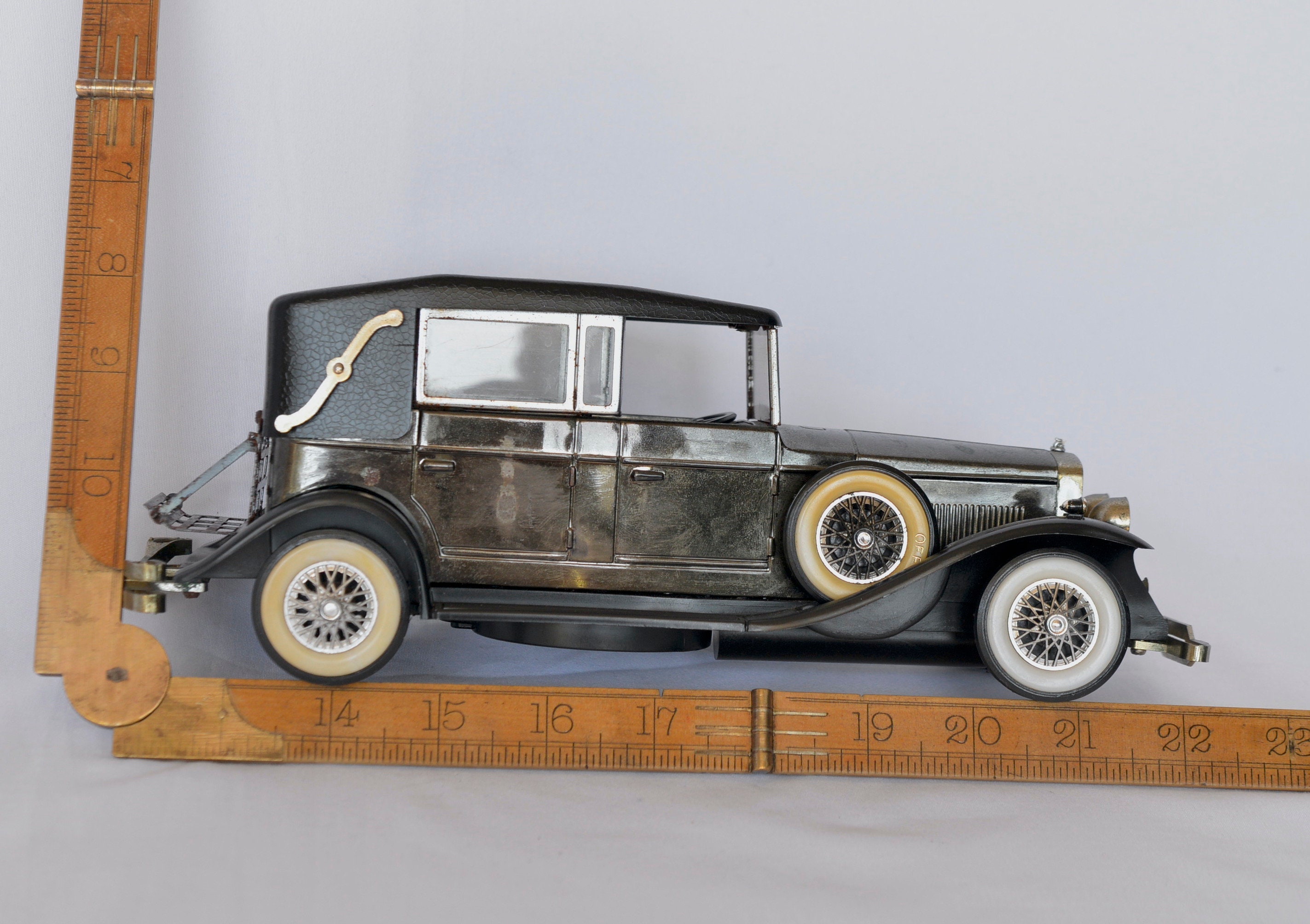 Vintage Rolls Royce Transistors Radio, Lincoln 1928 Model L Convertible ...