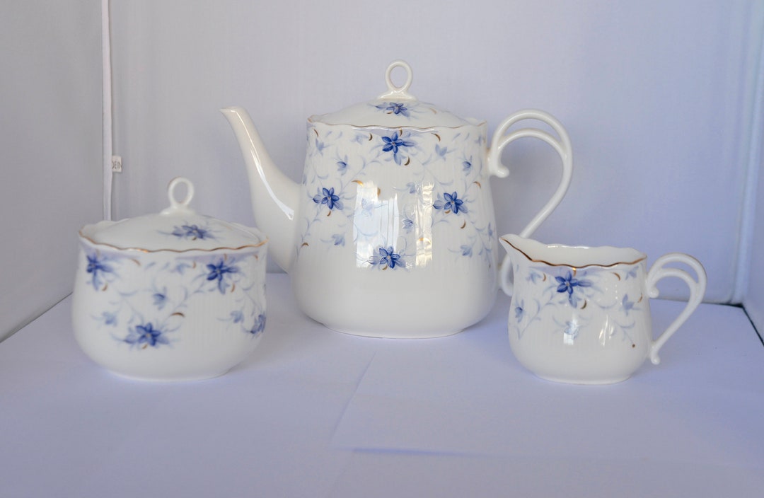 Kyoto Imperial White Blue Porcelain by Keito Set of Three Teapot ...