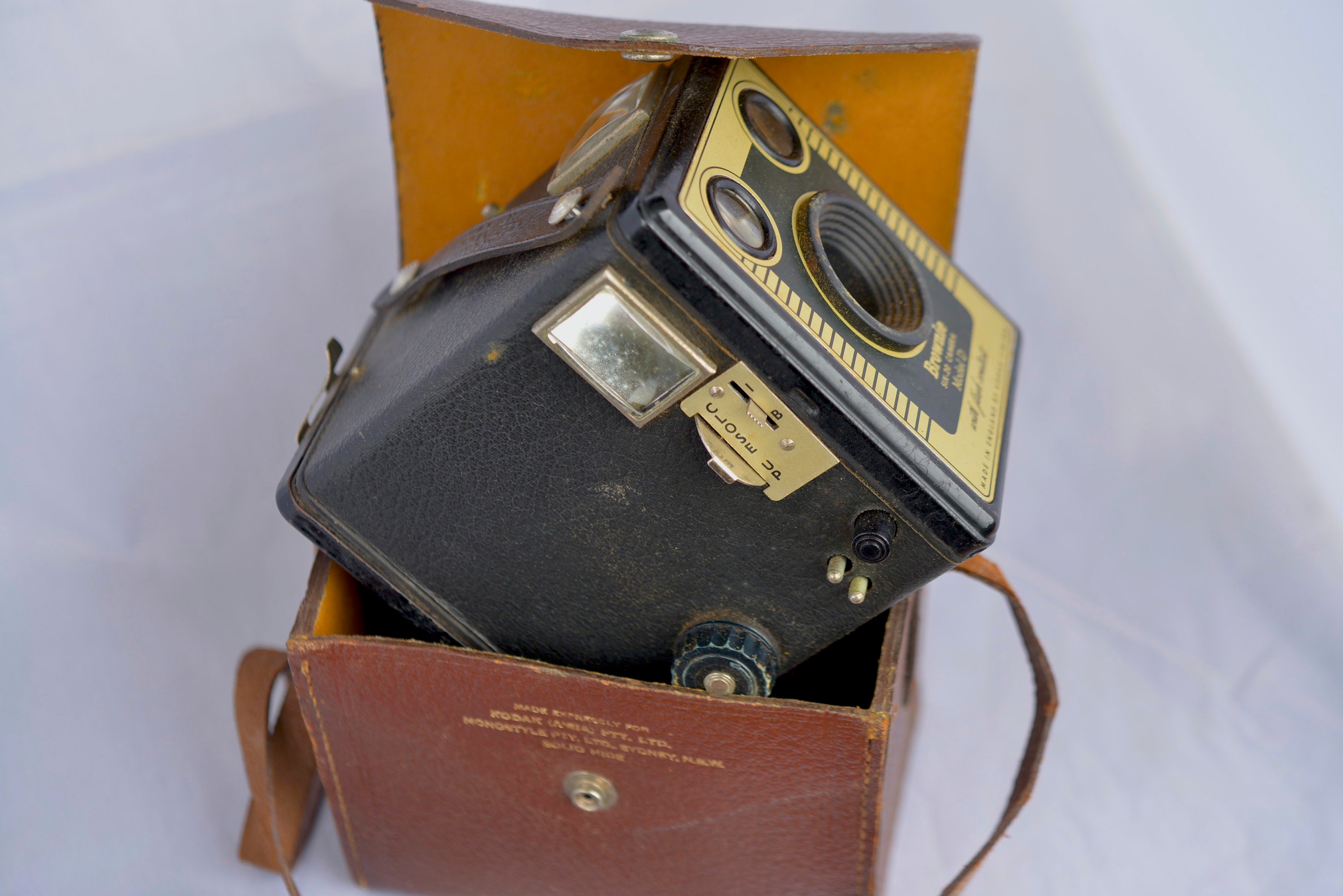 Kodak Brownie Six-20 Box Camera Model E With Case C.1953-1957 Very Good ...