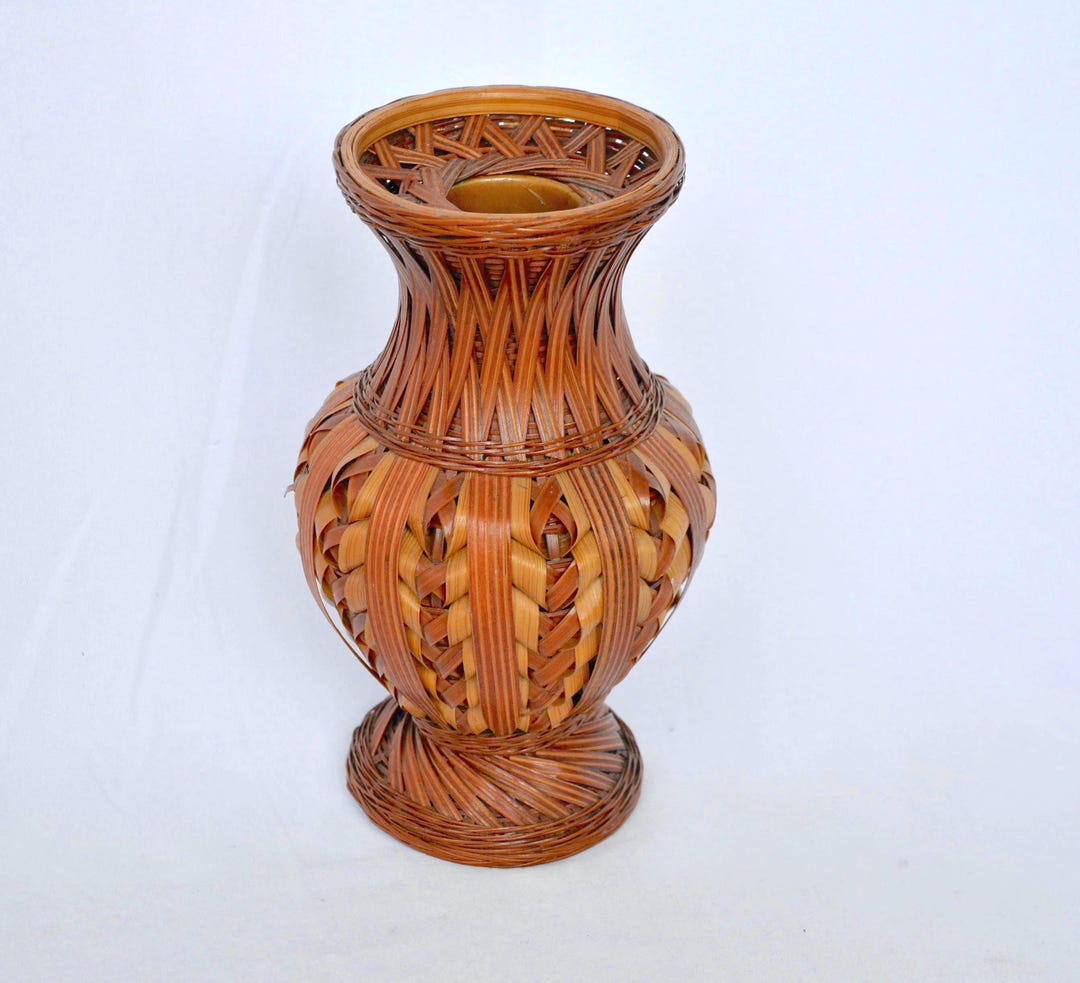 Vintage Shanghai Handicrafts Woven Vase, Chinese Rattan Wicker Straw ...