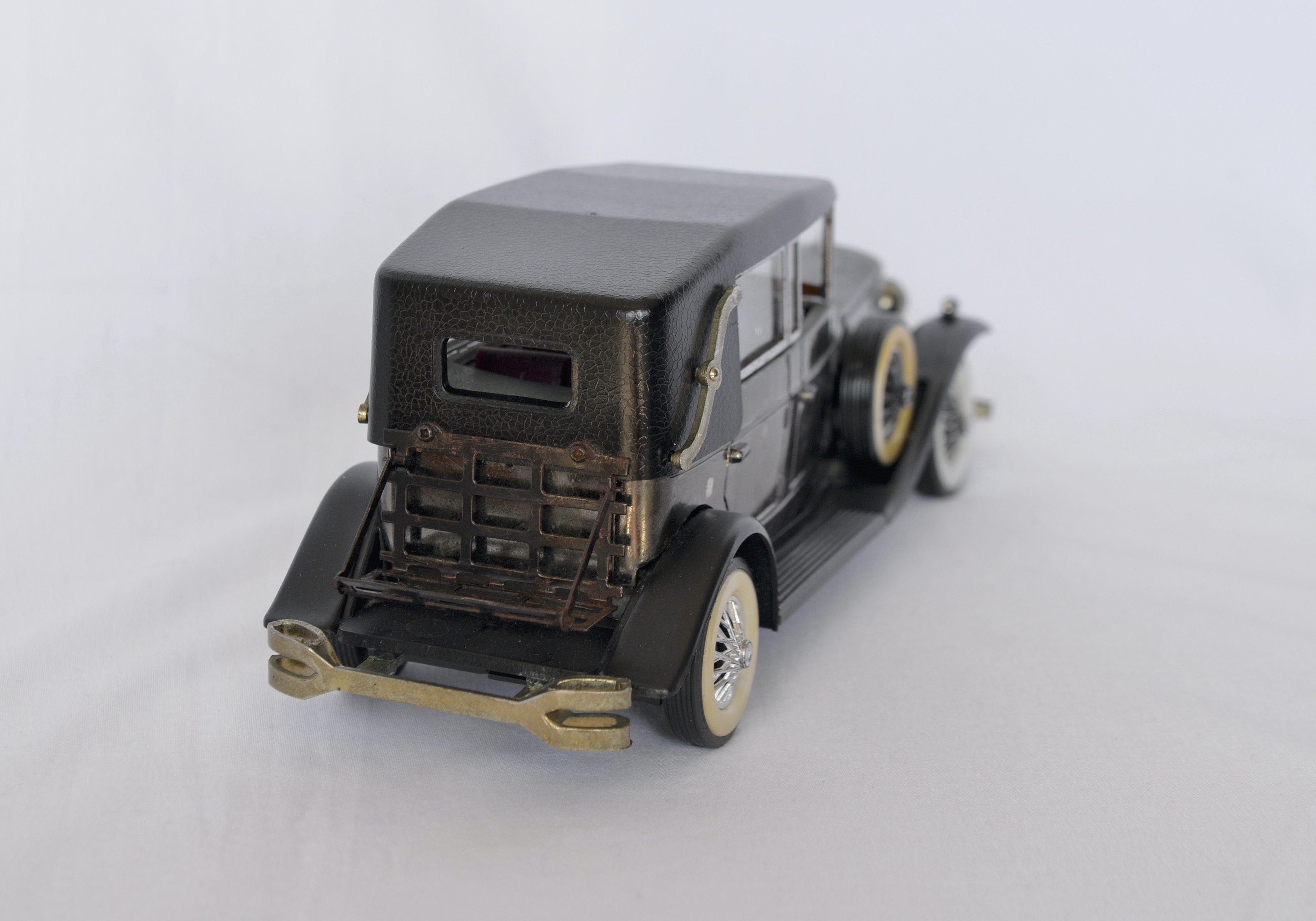 Vintage Rolls Royce Transistors Radio, Lincoln 1928 Model L Convertible ...