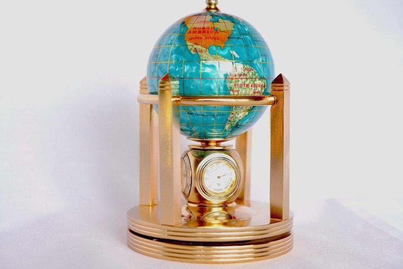 Vintage Mother of Pear, Desktop Rotating. Alexander Kalifano Rotating ...