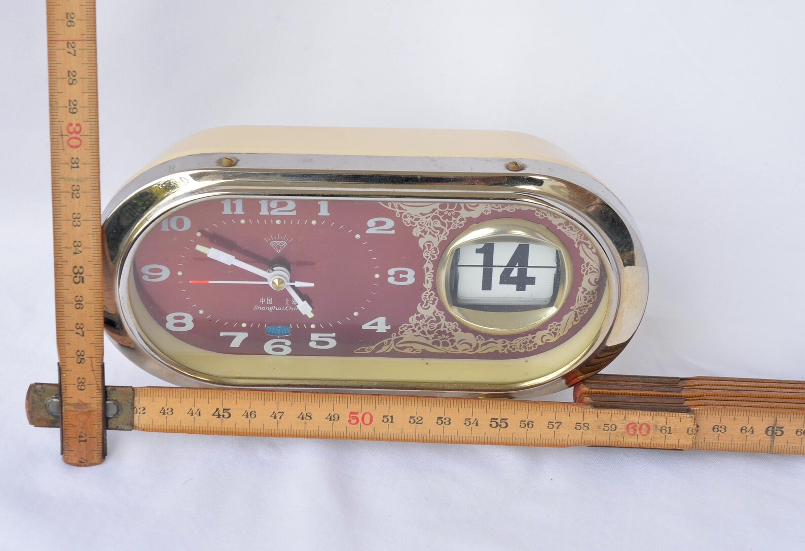 Vintage Diamond Alarm Clock Wind up Retro W/ Date '70s, Flip Date Clock ...
