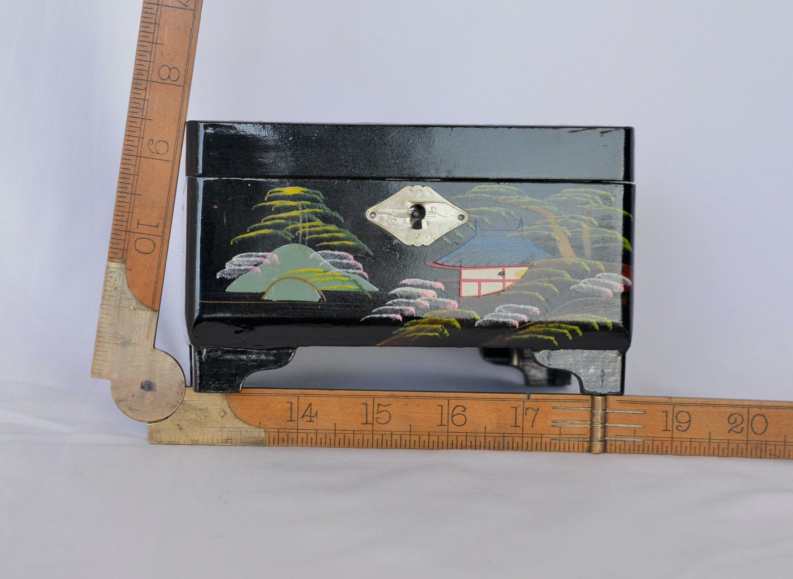 Vintage Japanese Black Lacquer Musical, Jewelry Box Liquored Japanese ...