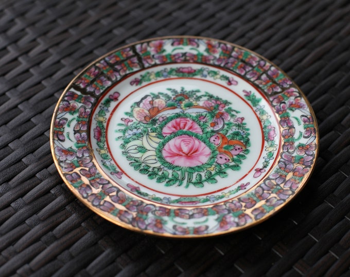 Antique 1000 Butterflies Plate, Yuet Tung, Decorated in Hong Kong - Etsy