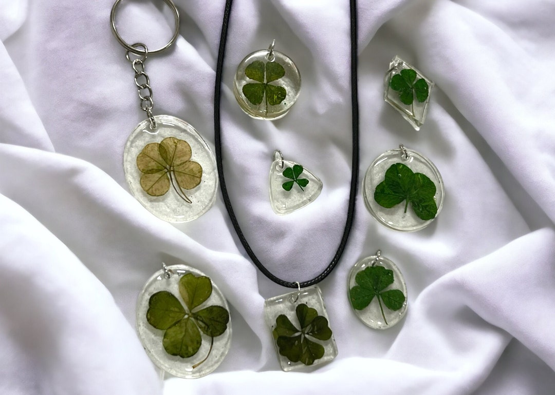 Real 4 Leaf Clover Preserved in Resin, Shamrock Pendant Necklace ...