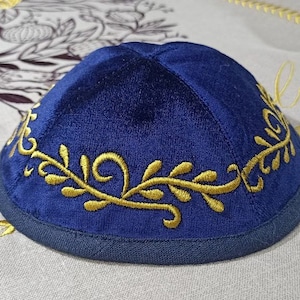 Shabbat Kippah-premium Yarmulke With Golden Embroidery-jewish Kippah - Etsy