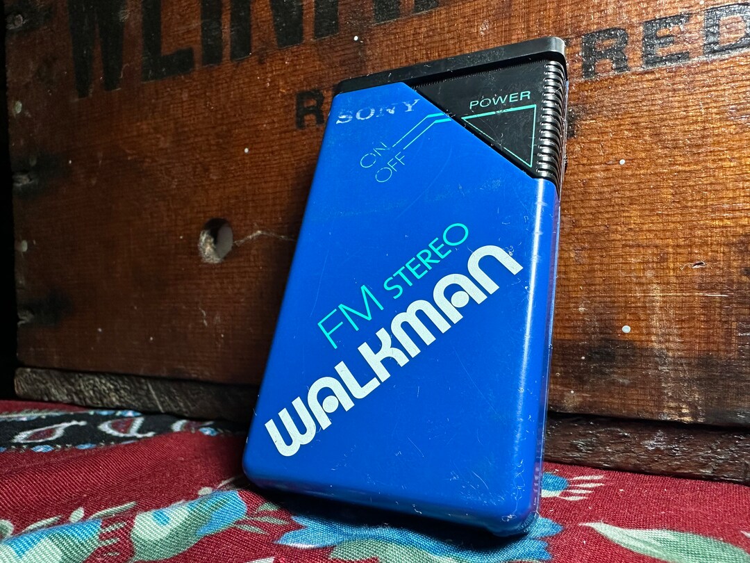 Sony WALKMAN Blue TESTED & WORKING - Etsy