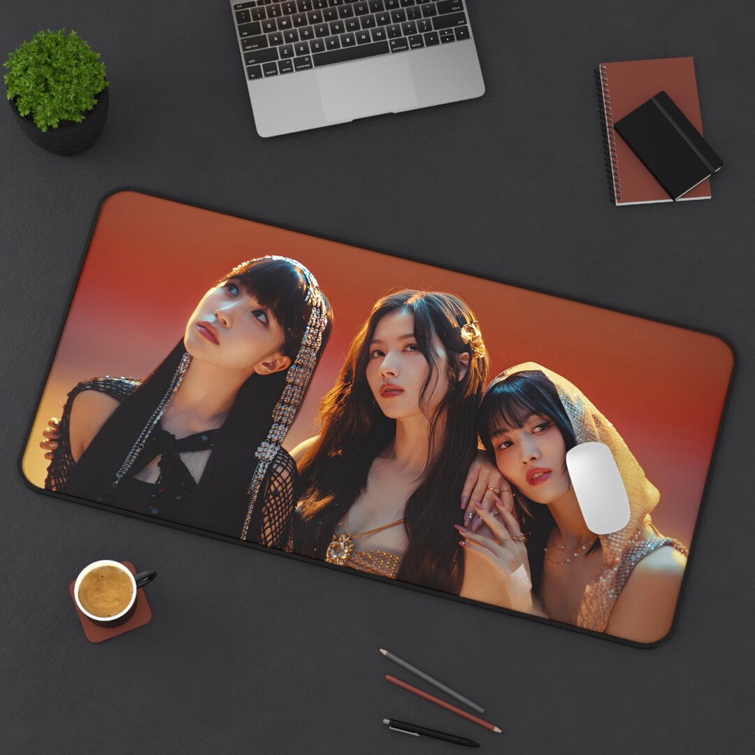 MISAMO / TWICE / Mina / Sana/ Momo / Desk Mat Misamo Twice Mina Sana ...