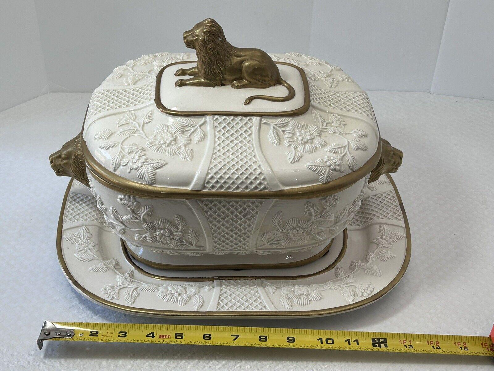 Mottahedeh Design Bassoon Italian Porcelain Tureen Figural Lions ...