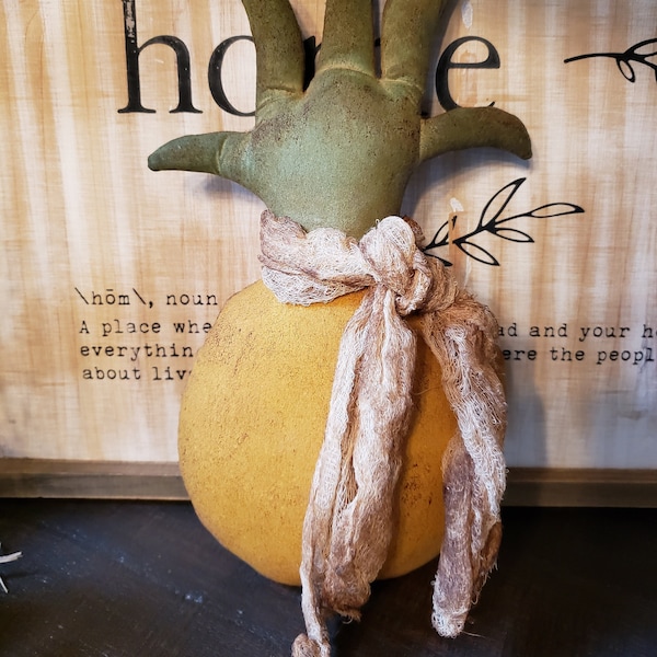 Primitive Pineapple - Etsy
