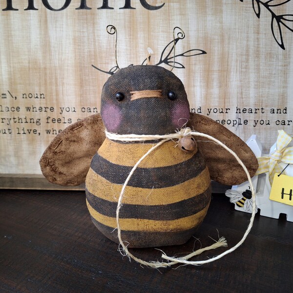 Primitive Bee - Etsy