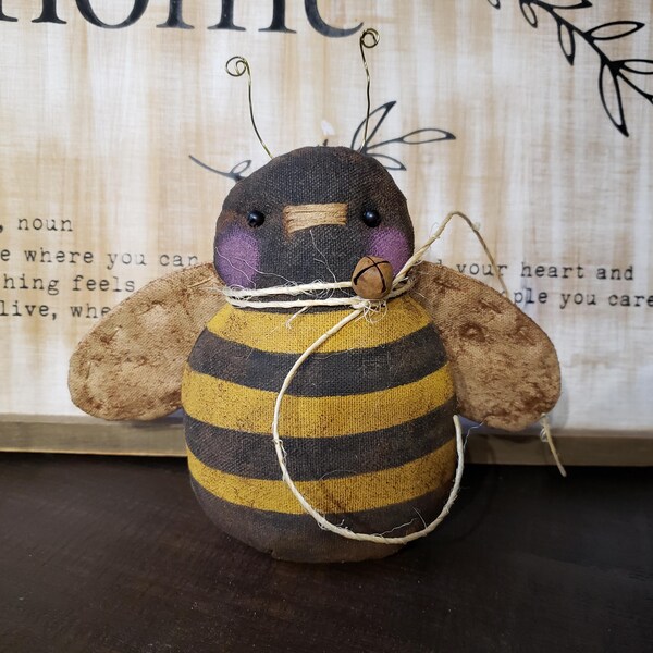 Primitive Bee - Etsy