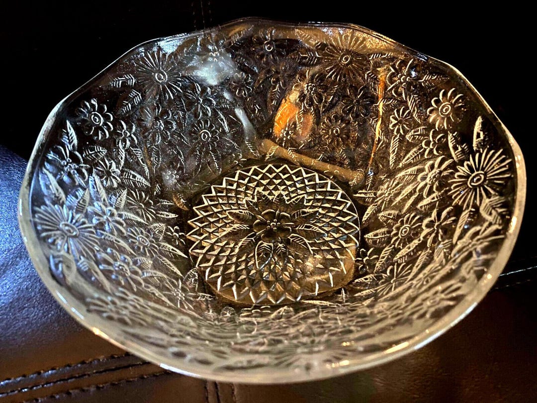 Vintage Indiana Depression Glass Pineapple and Floral 7.5” X 3” Bowl ...