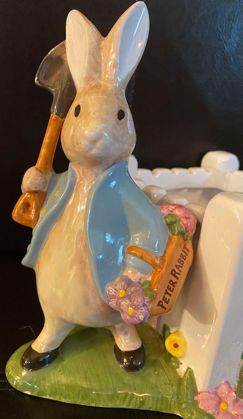 Vintage Beatrix Potter Peter Rabbit Ceramic Planter White Fence ...