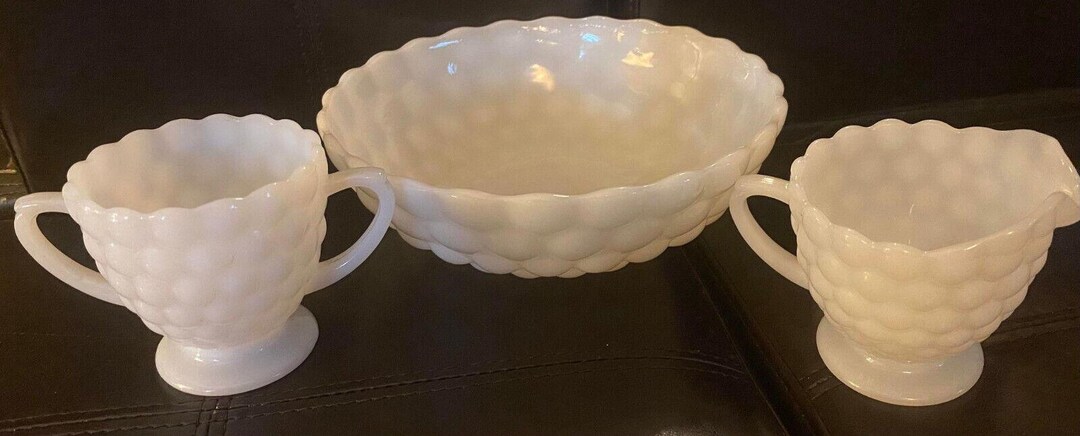 Vintage Anchor Hocking Milk Glass Bubble Pattern Set of Three Creamer ...
