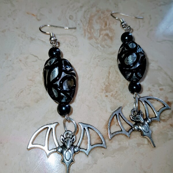 Vampire Bat Lamp - Etsy