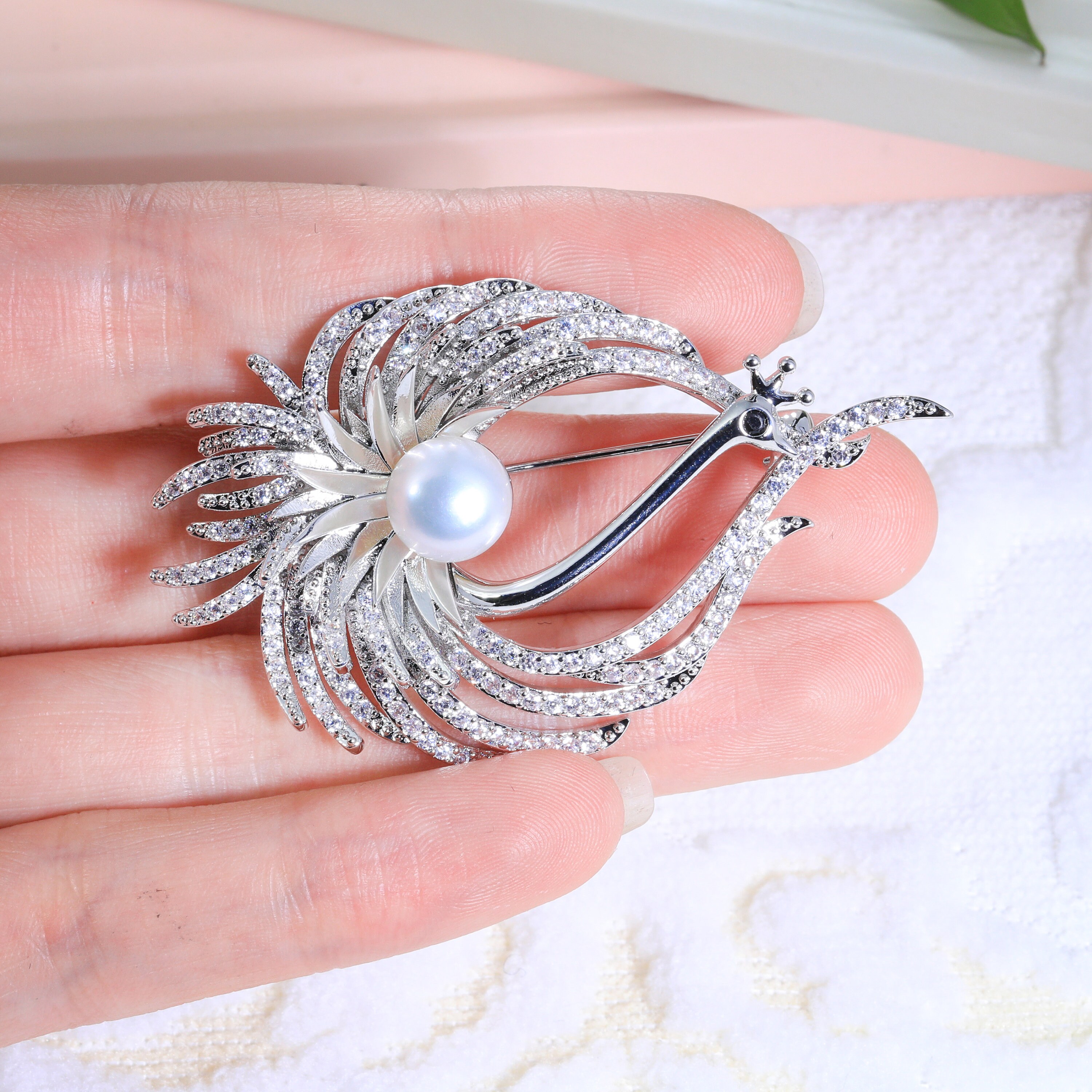 Peacock Broochluxurious Peacock Shaped Moissanite Broochpearl Adorned Peacock Brooch