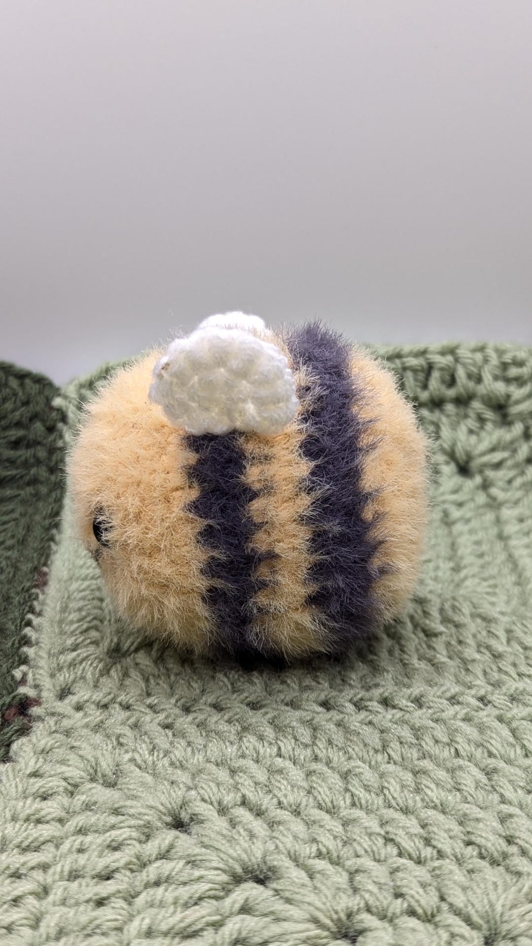 Fuzzy Bee Plushie | Cute Bumble Bee Plushie | Cute Bee Plushie Gift ...