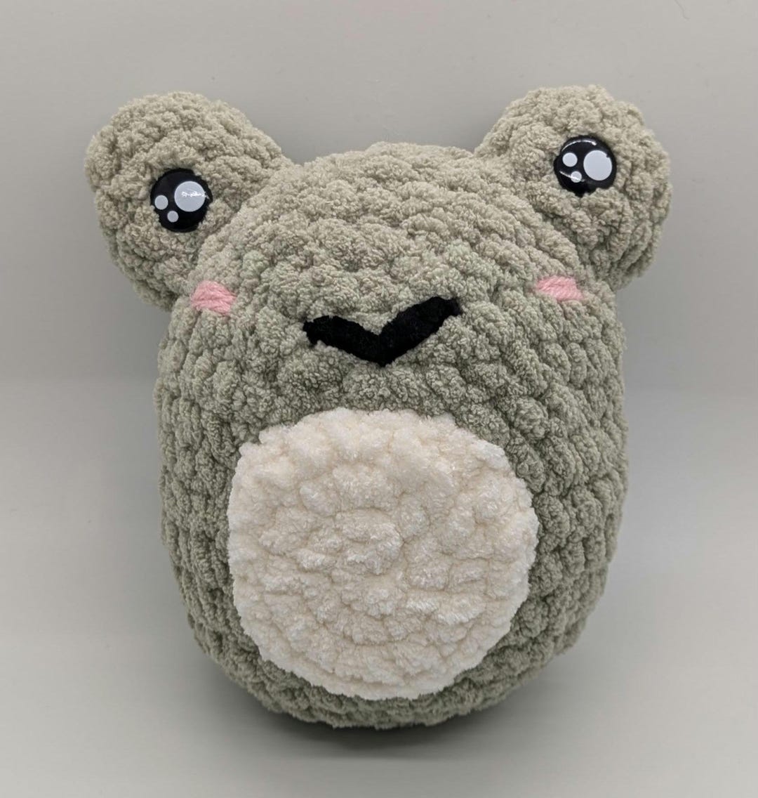 Cottagecore Frog Plushie: Snuggly Blanket Yarn Stuffed Animal - Etsy