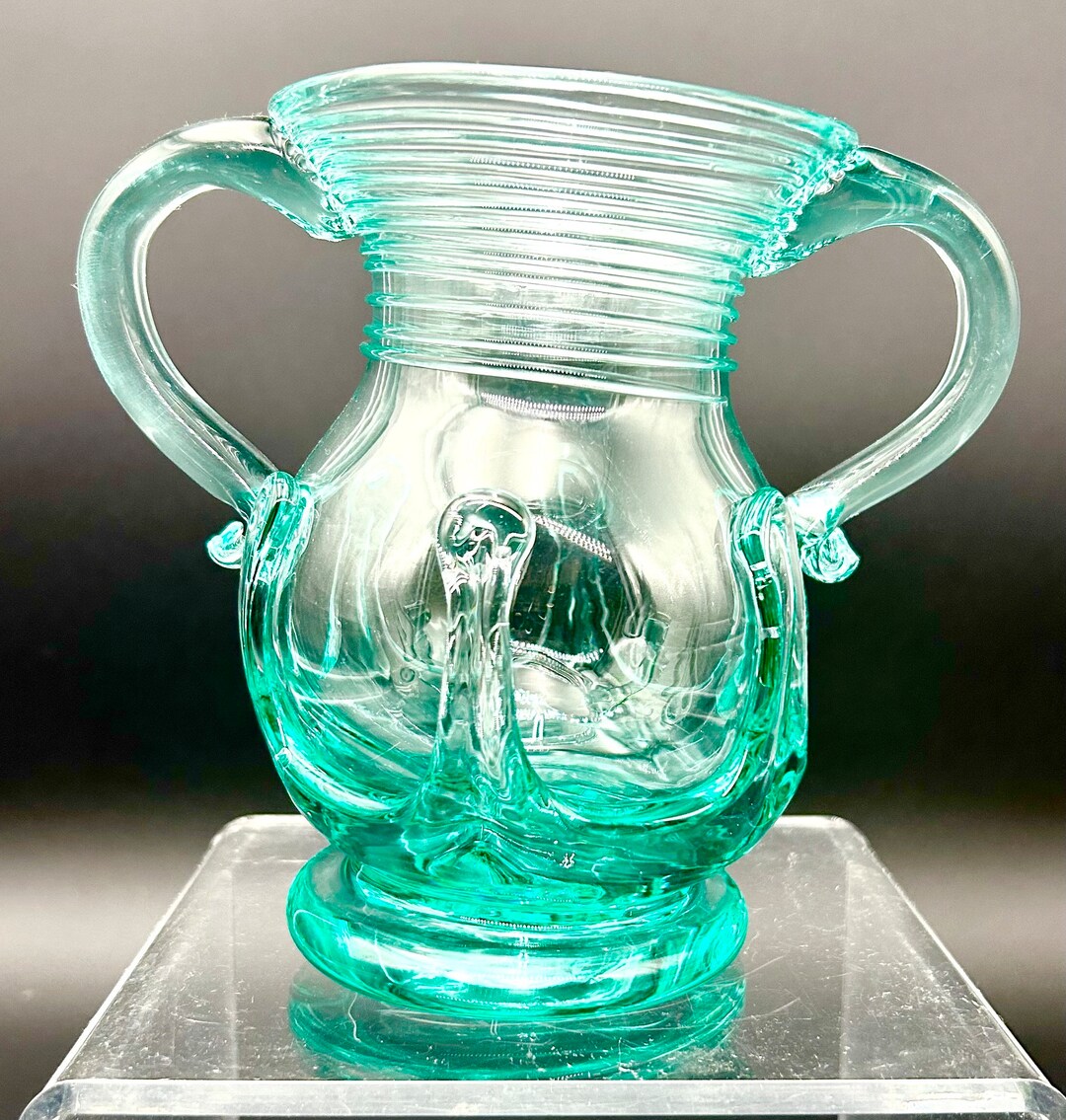 Vandermark Glasshouse Liberty Village Hand Blown Lilly Pad Vase Vintage ...