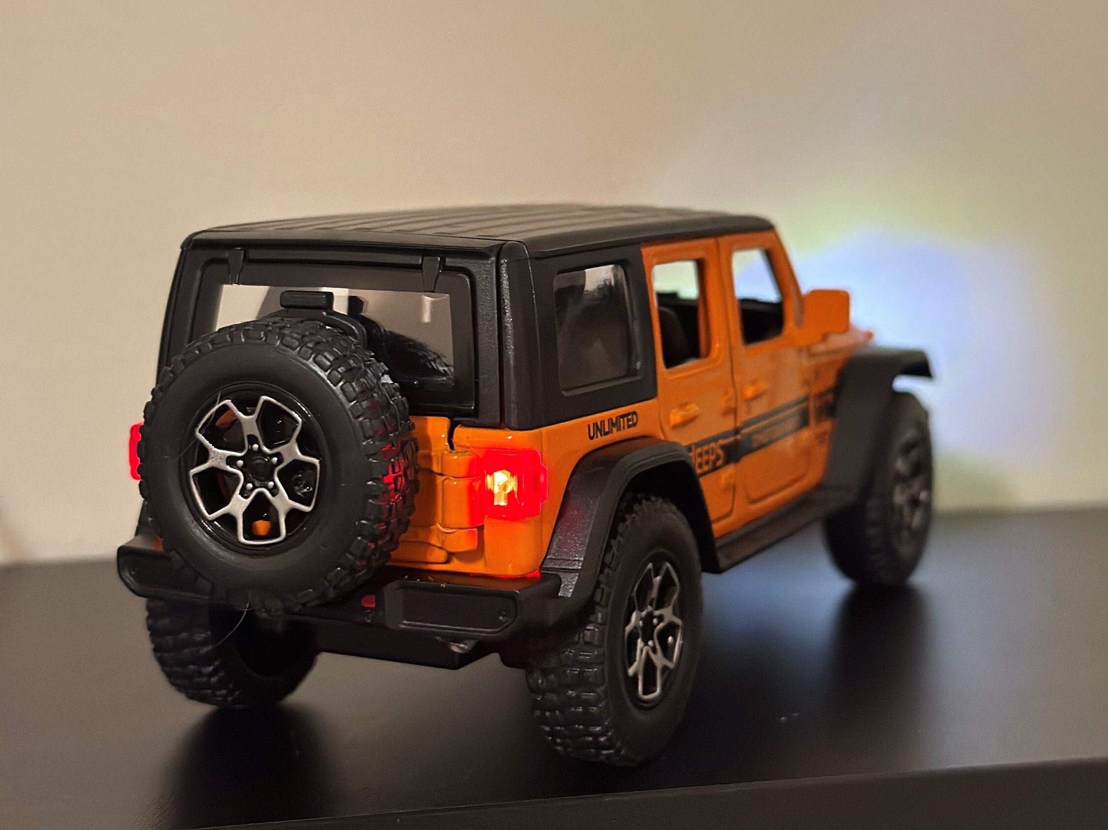 Jeep Wrangler Rubicon 1:32 Alloy Diecast/scale Models/miniatures Gift ...