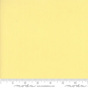 Moda Bella Solids Soft Yellow 9900 148, 1/2 Yard Increments - Etsy