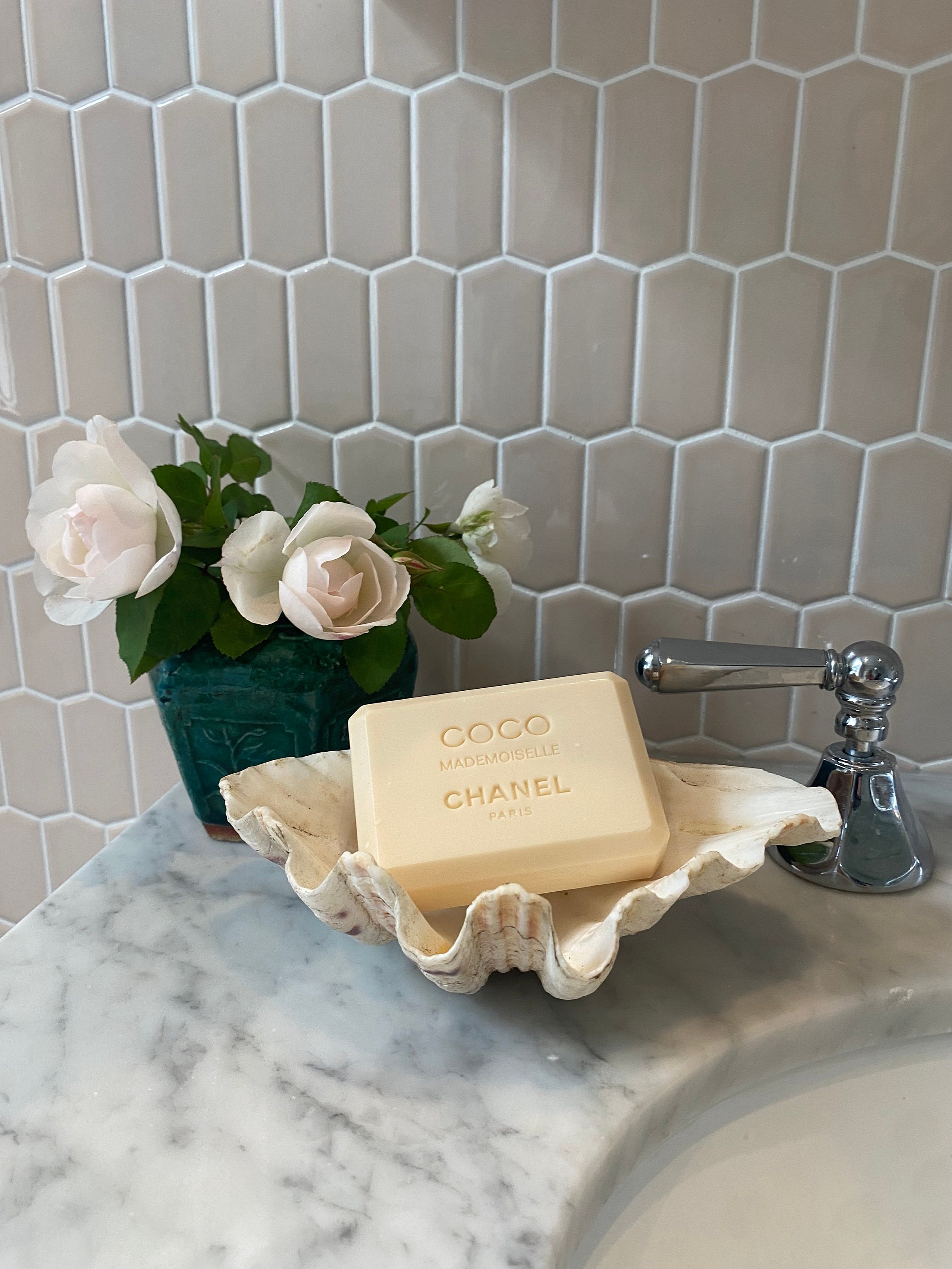 Small Clam Shell - Etsy