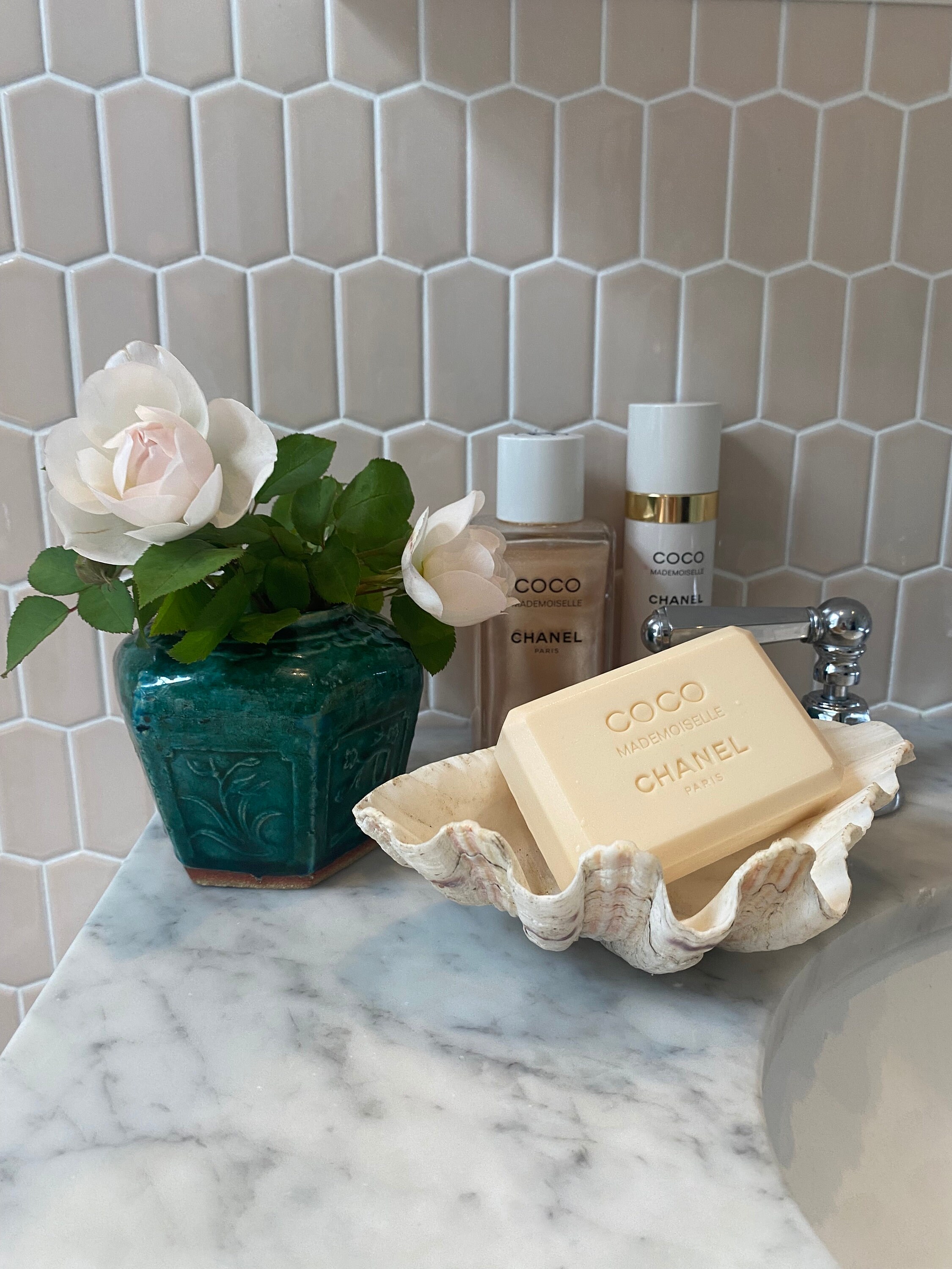 Small Clam Shell - Etsy