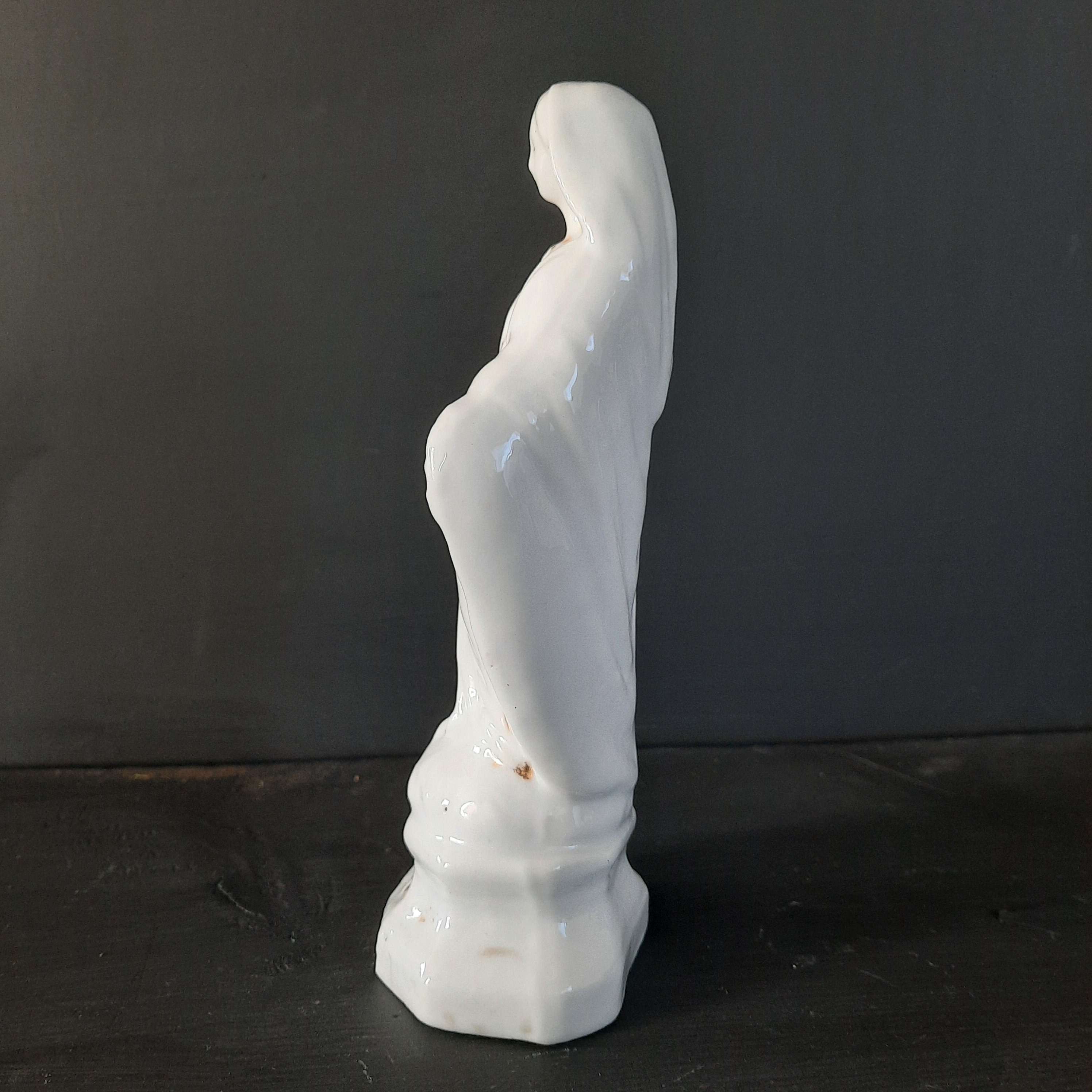 Vintage Porcelain Virgin Mary Statue, Serene Religious Figurine ...
