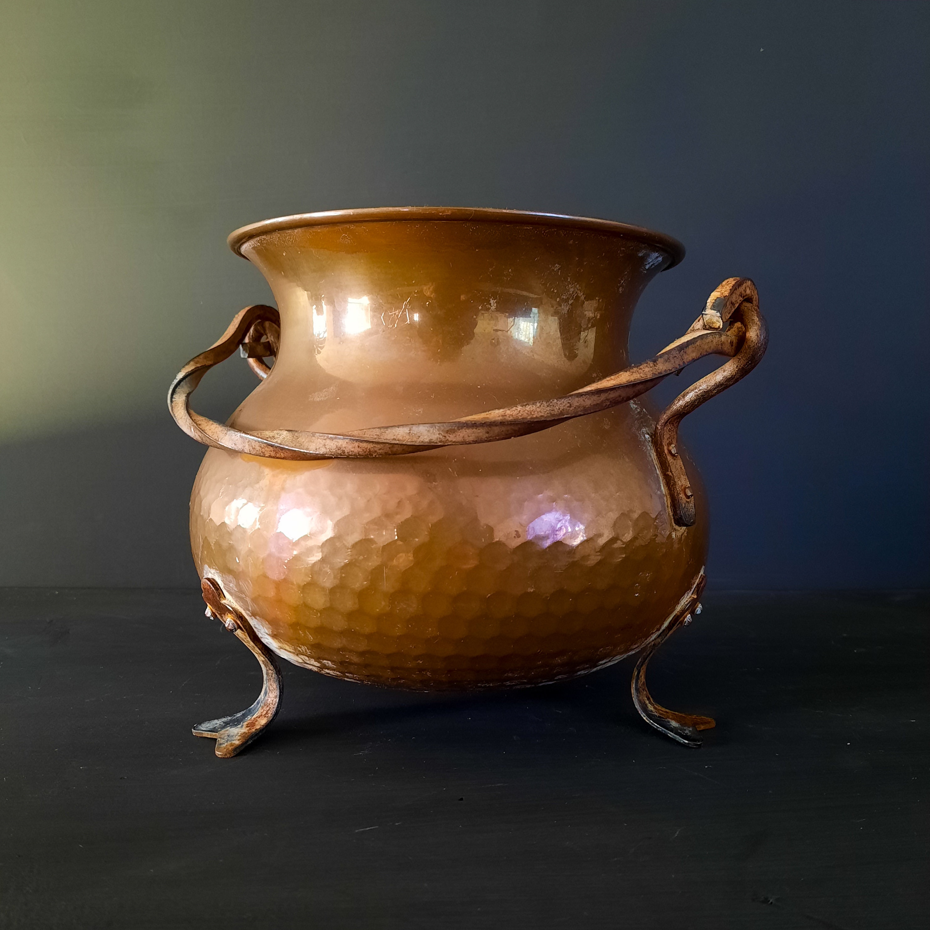 Vintage Hammered Copper Cauldron With Iron Handles, Ritualistic Wiccan ...