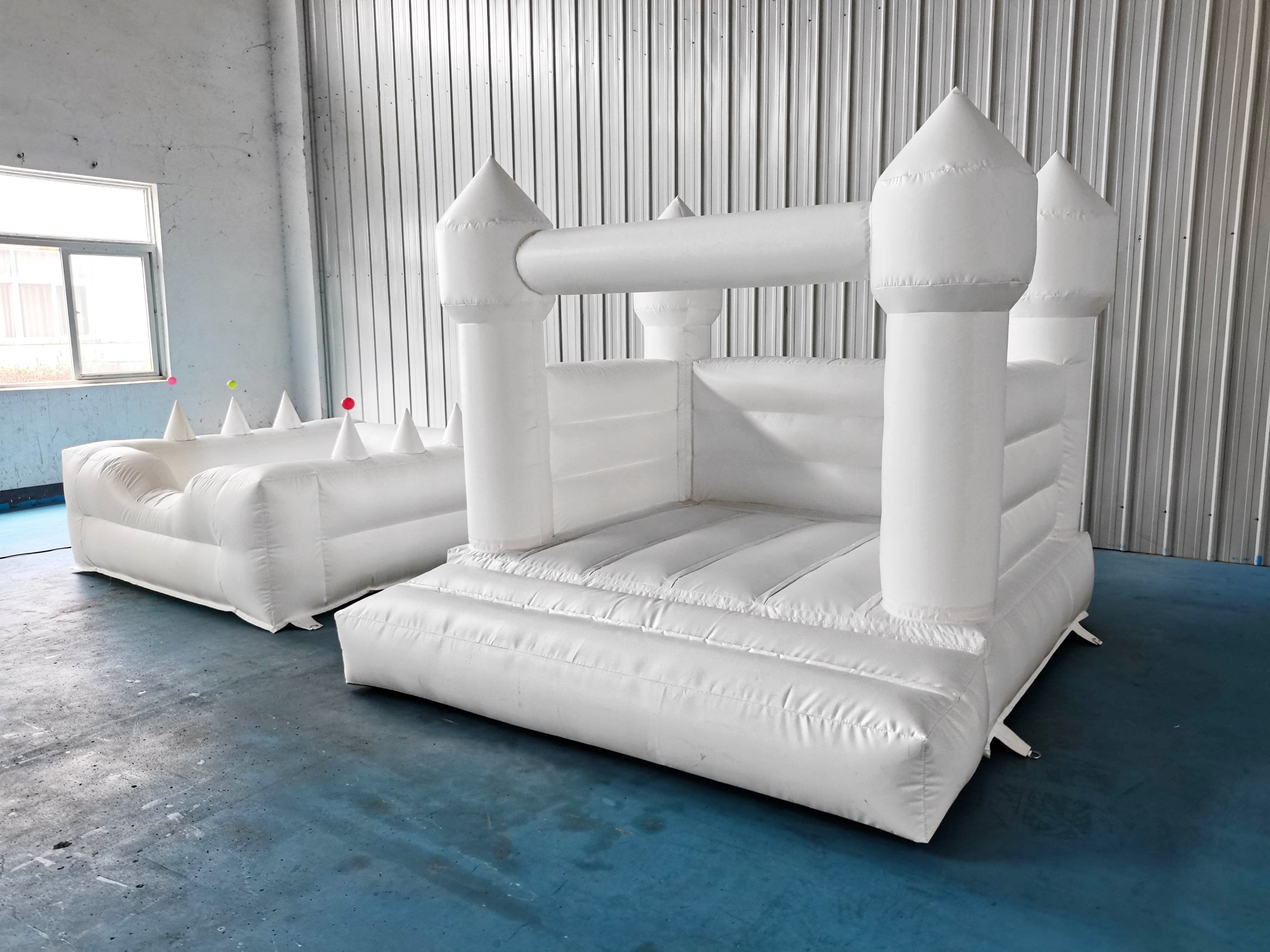 Inflatable White Bouncy Castle and Ball Pit Kids Parties Birthdays ...