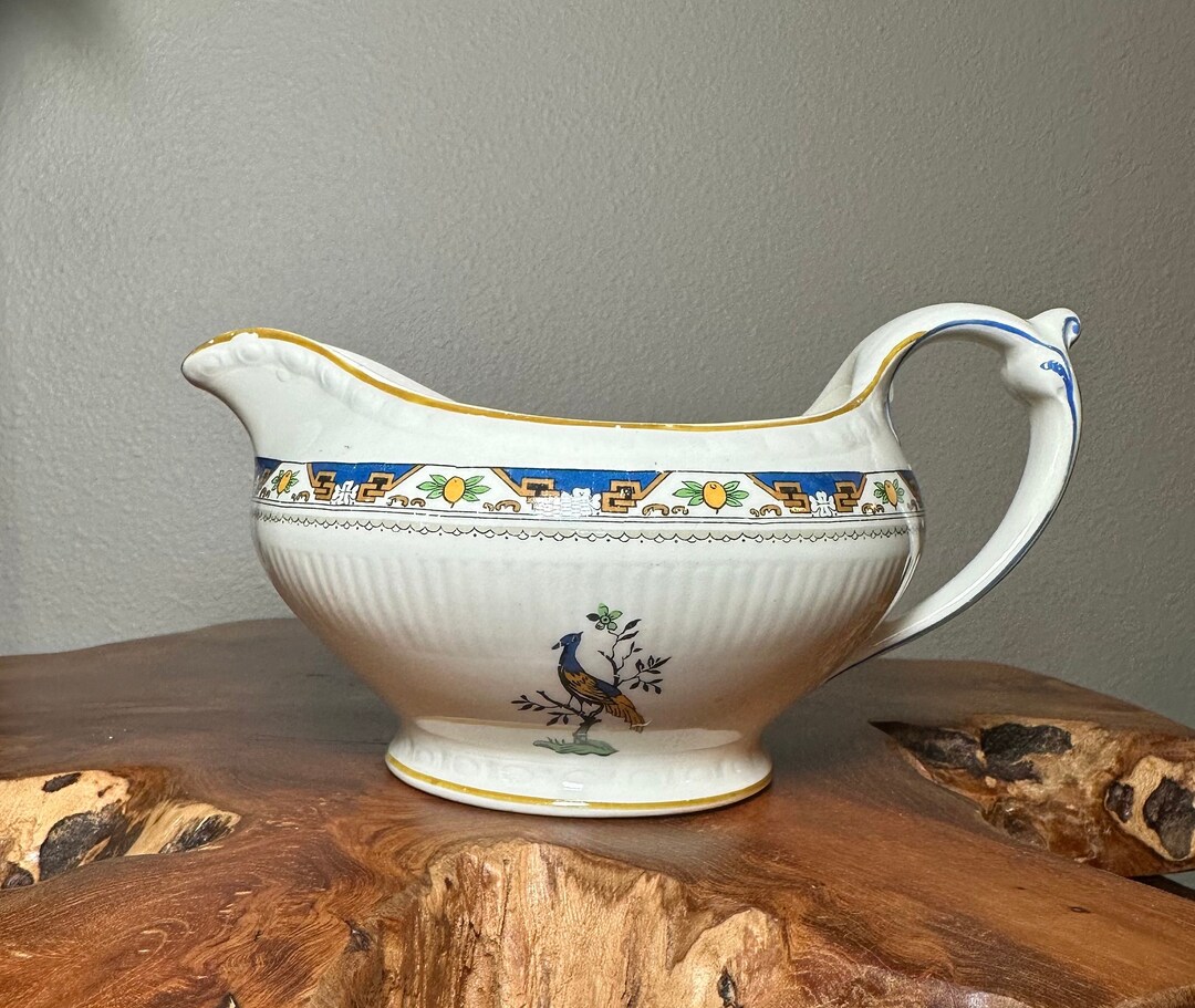 Vintage 1920’s Gravy Boat Made by Myott & Son Co. in England in the ...